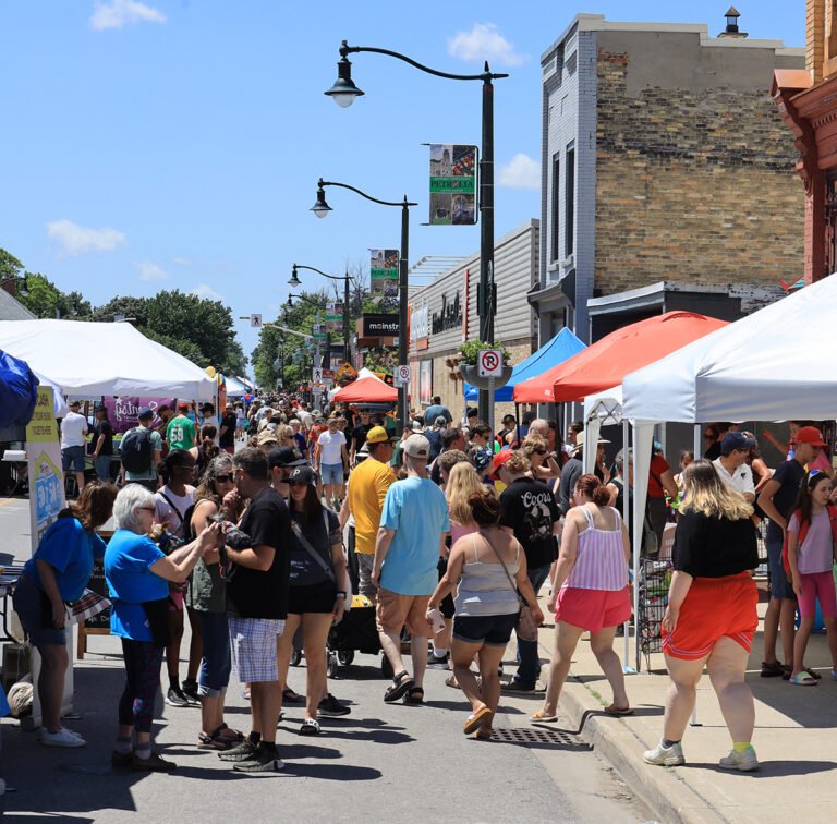 New Petrolia festival draws a crowd downtown | The Independent